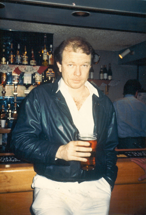 Young Phil- Phil H. in England at the.... - The Phil Hendrie Show